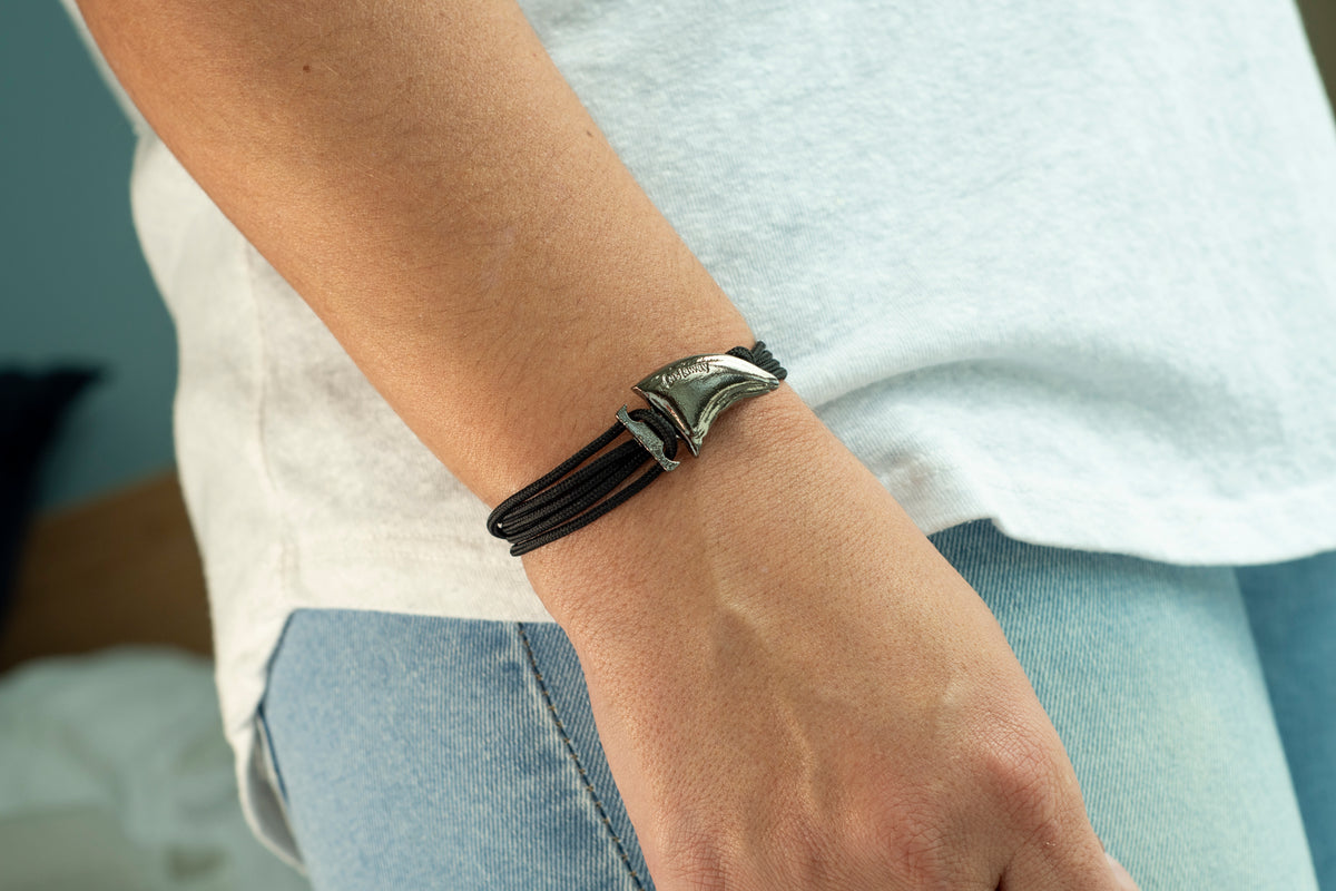 Shark Fin Wrap Bracelet - 2mm - Castaway Jewellery Company